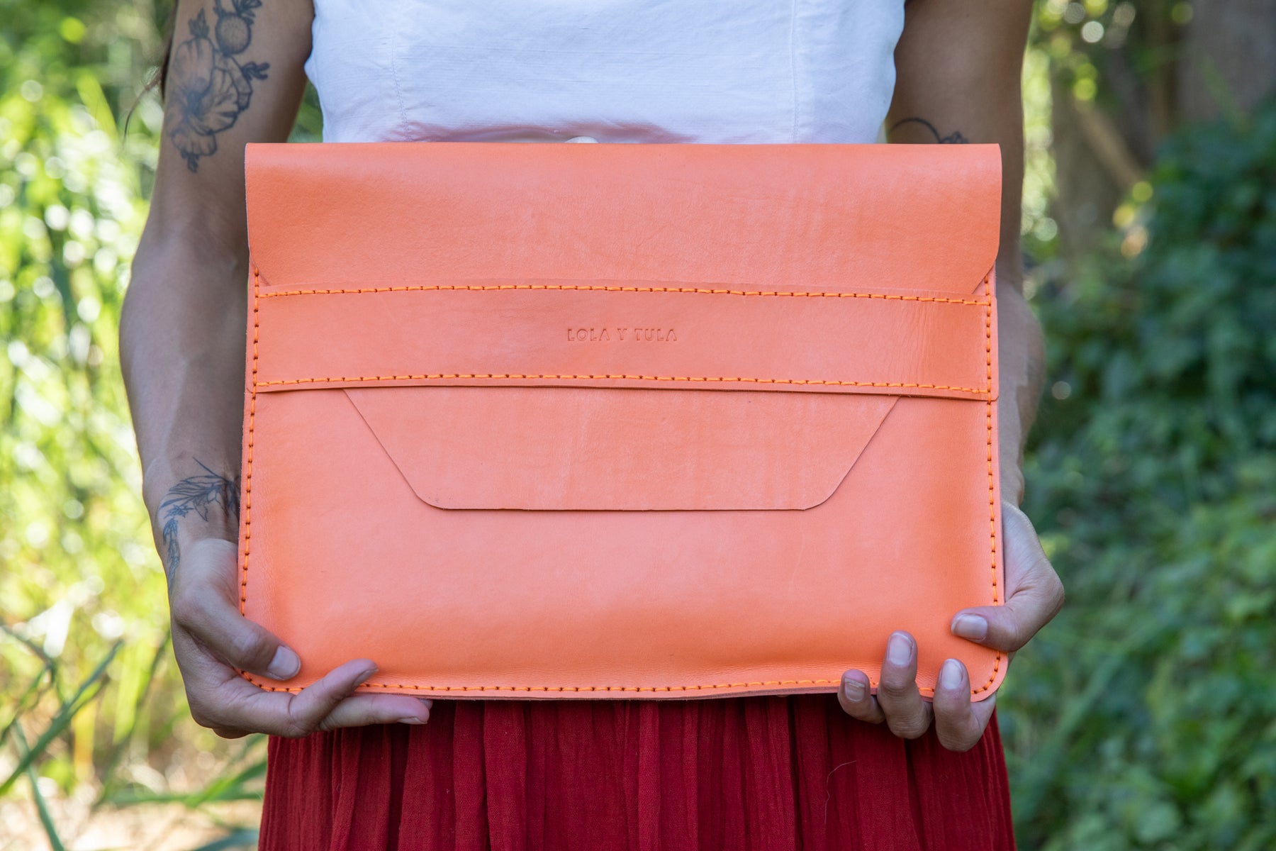 LEATHER LAPTOP SLEEVE // TANGERINE | LOLA Y TULA