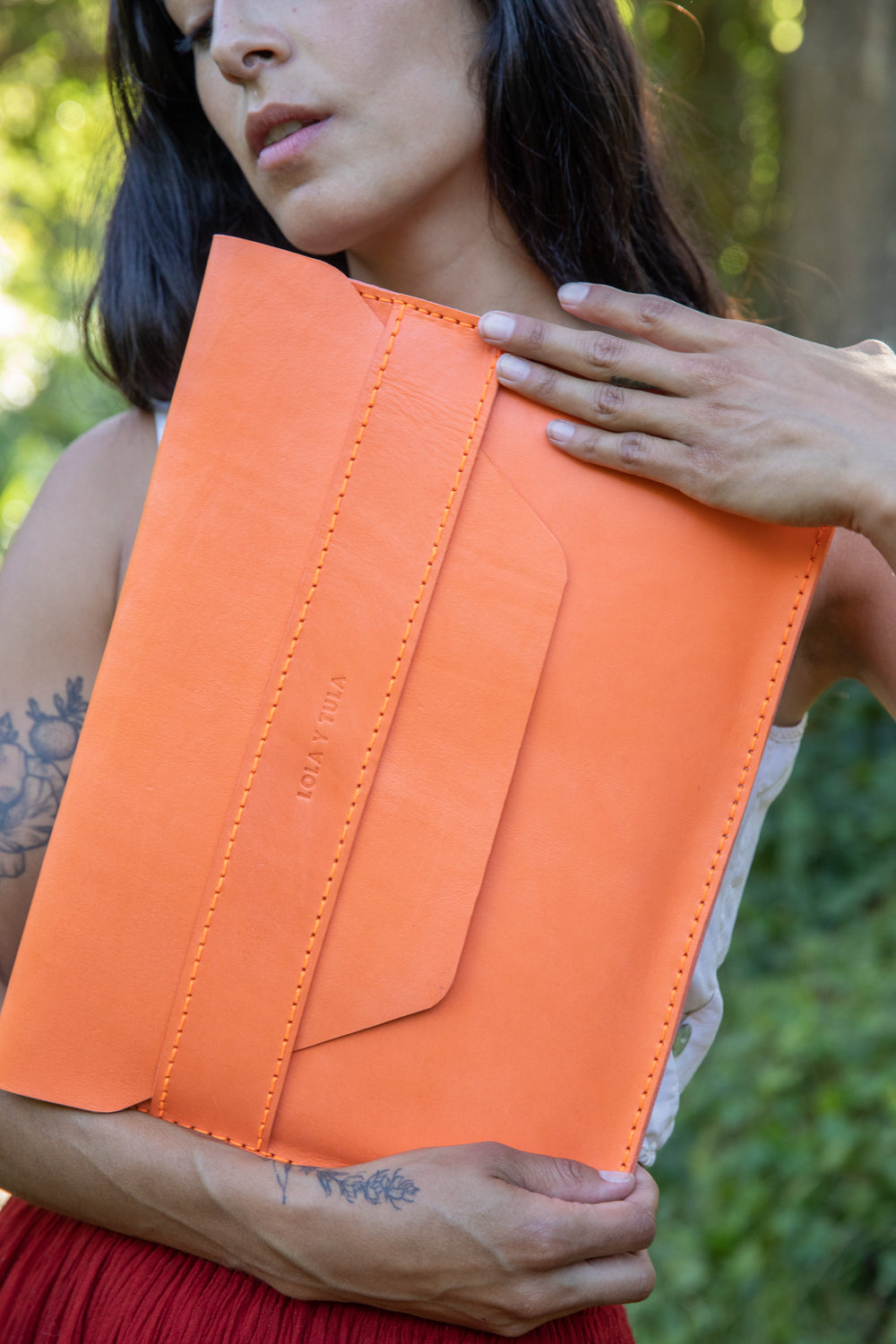 LEATHER LAPTOP SLEEVE // TANGERINE | LOLA Y TULA