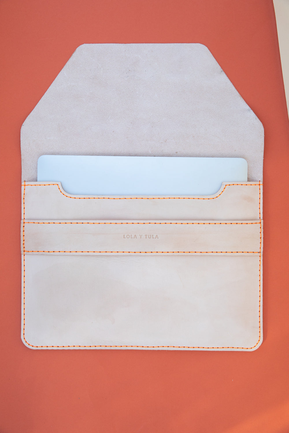 LEATHER LAPTOP SLEEVE // TANGERINE | LOLA Y TULA